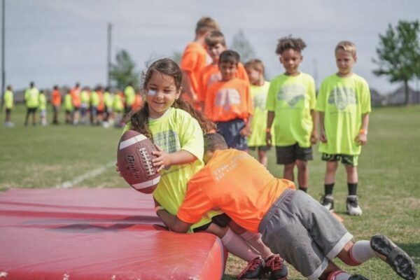 5 REASONS WHY TACKLE FOOTBALL IS BENEFICIAL FOR YOUR KIDS